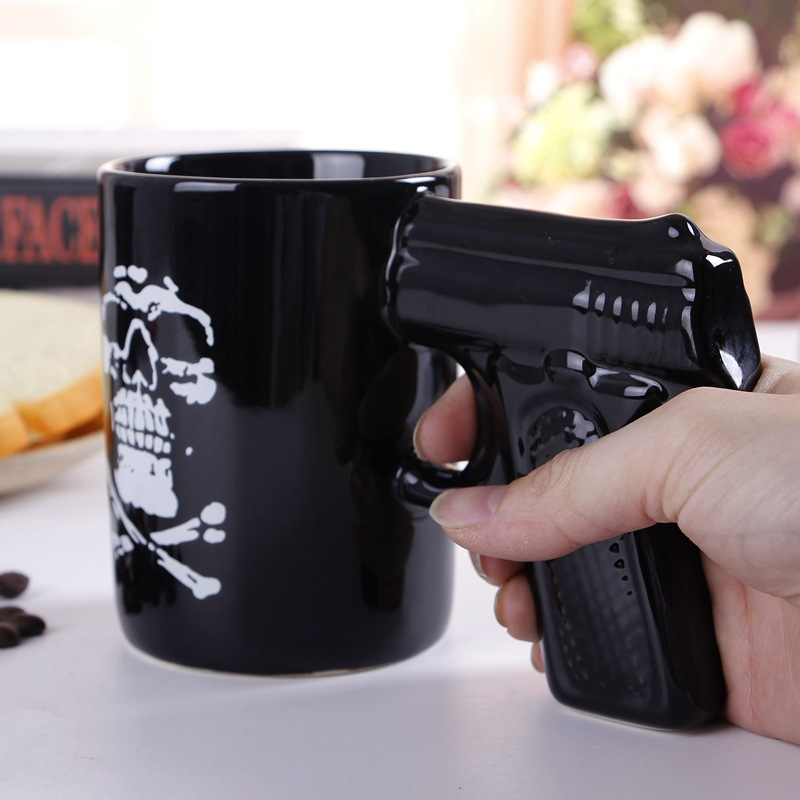 Vintage Unique Design Gun Shaped Handle Ceramic Mug - Buy 3d souvenir ...