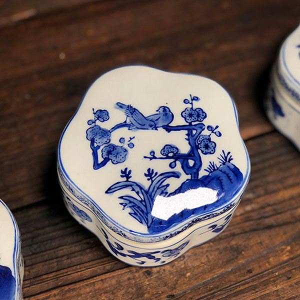 Ceramic Trinket Box Handpaint Porcelain Accessories Box - Buy jewelry ...